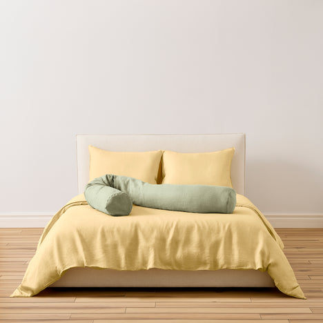 Wiggle Pillow and Cover Bundle