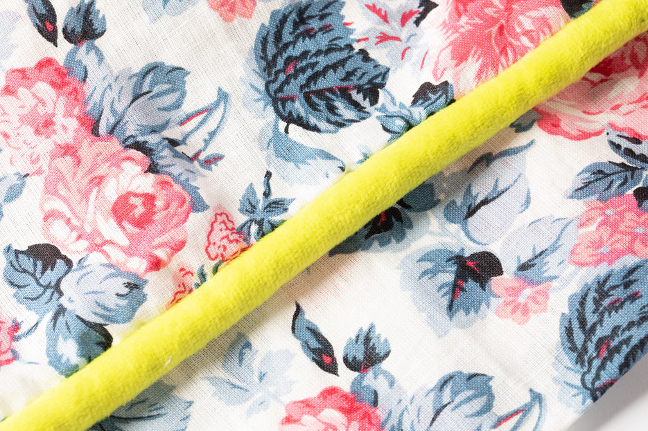 Wiggle Pillow and Cover Bundle