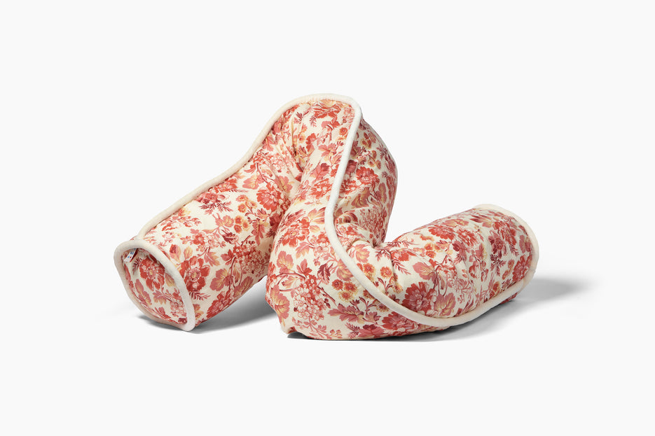 Wiggle Pillow and Cover Bundle